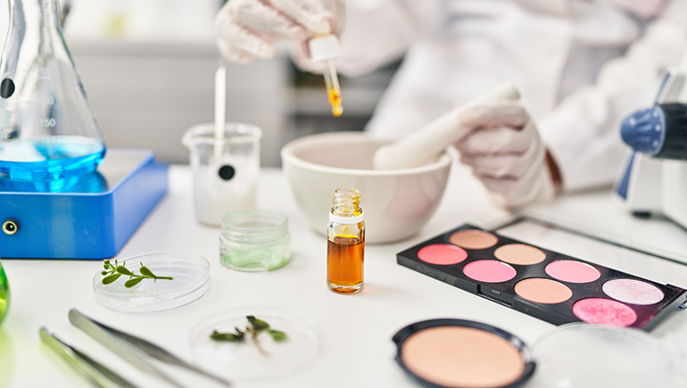 La industria cosmética se perfila en el mercado español - Nutrasalud